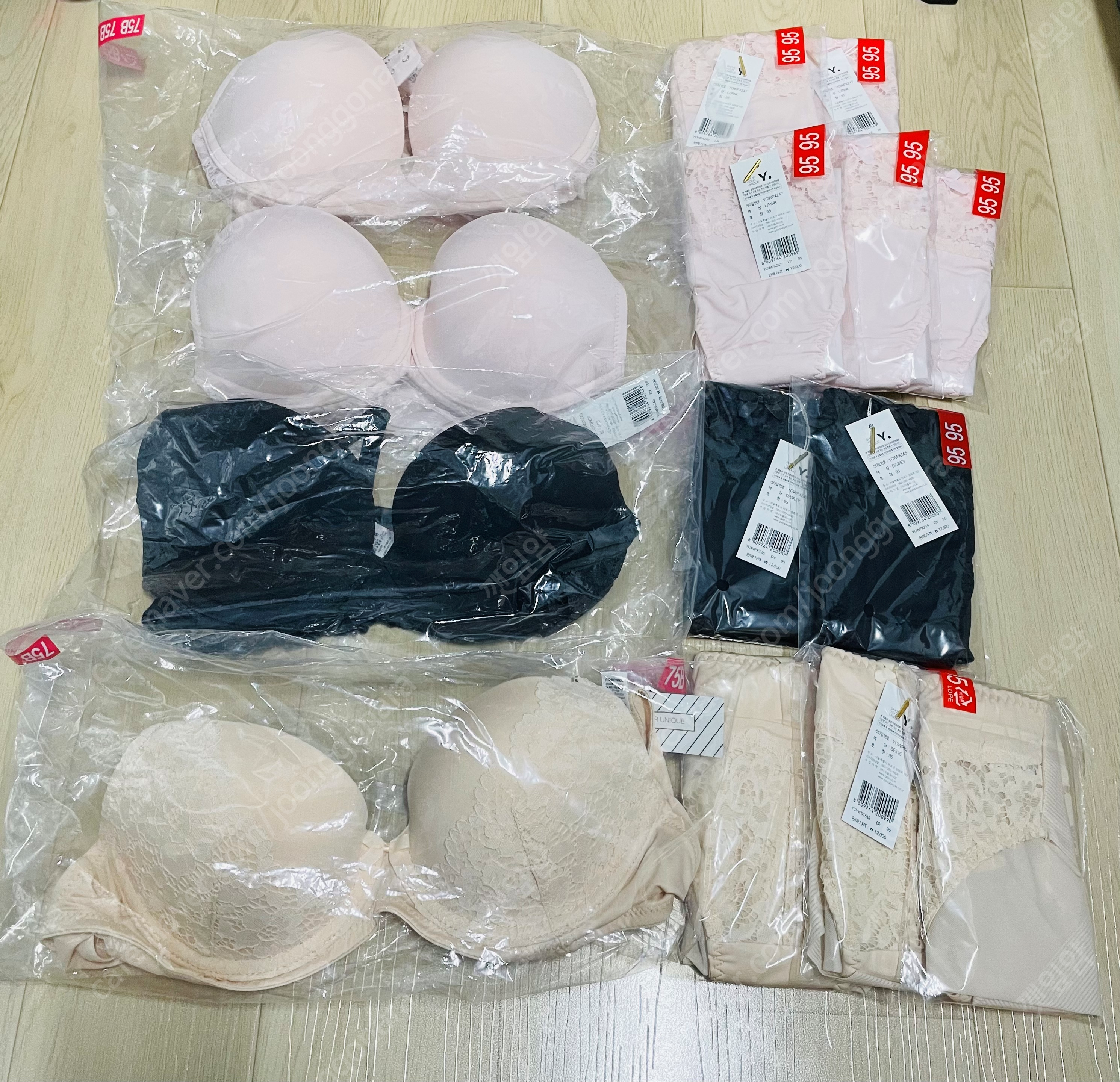 예스 속옷 브라 팬티 세트 새상품 팝니다브라75b 팬티95 티셔츠캐쥬얼의류 중고나라